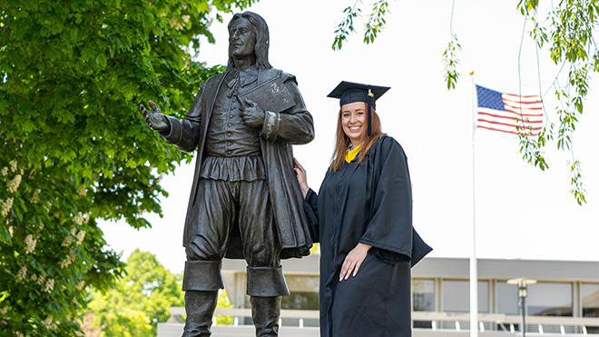 Creator of Beloved Roger Williams Statue on RWU Campus Dies at Age 87 | Roger Williams University